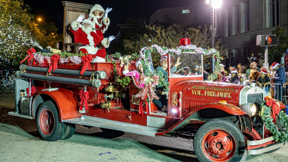 Pensacola Winterfest - PensacolaBeach.com